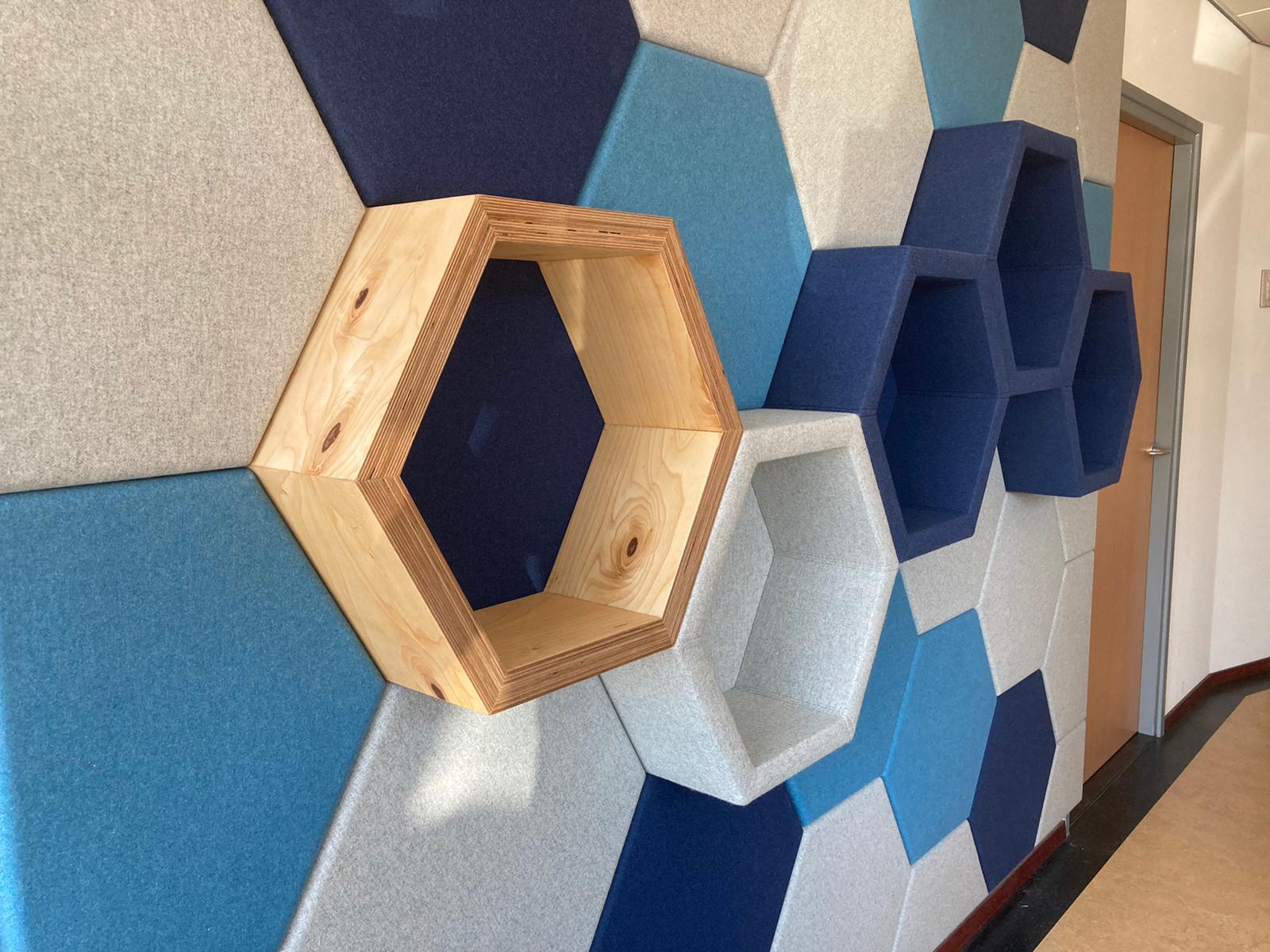 Alltender akoestisch gestoffeerd paneel